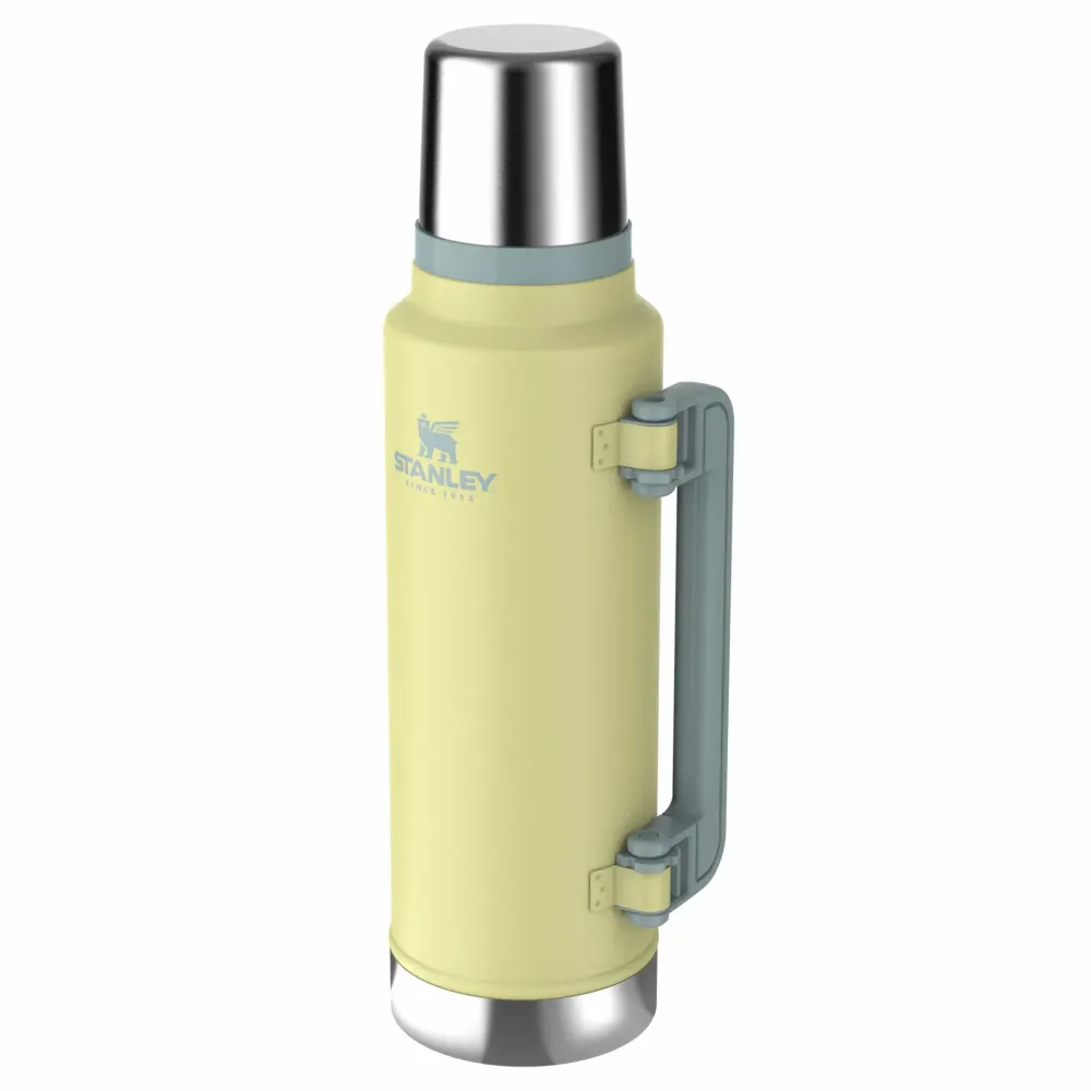 Termo Stanley Clásico 1.4lt asa plegable Pomelo Fs