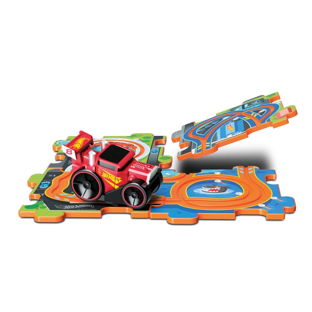Bladez Toyz Pista Curva Motorizado Hot Wheels Surtido Playset 30x28cm