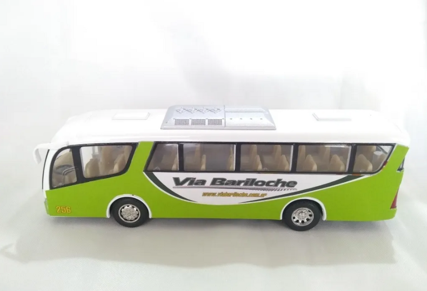 Bus Vía Bariloche Escala